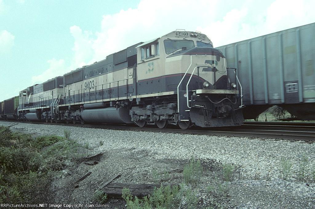 BN SD70MAC 9403